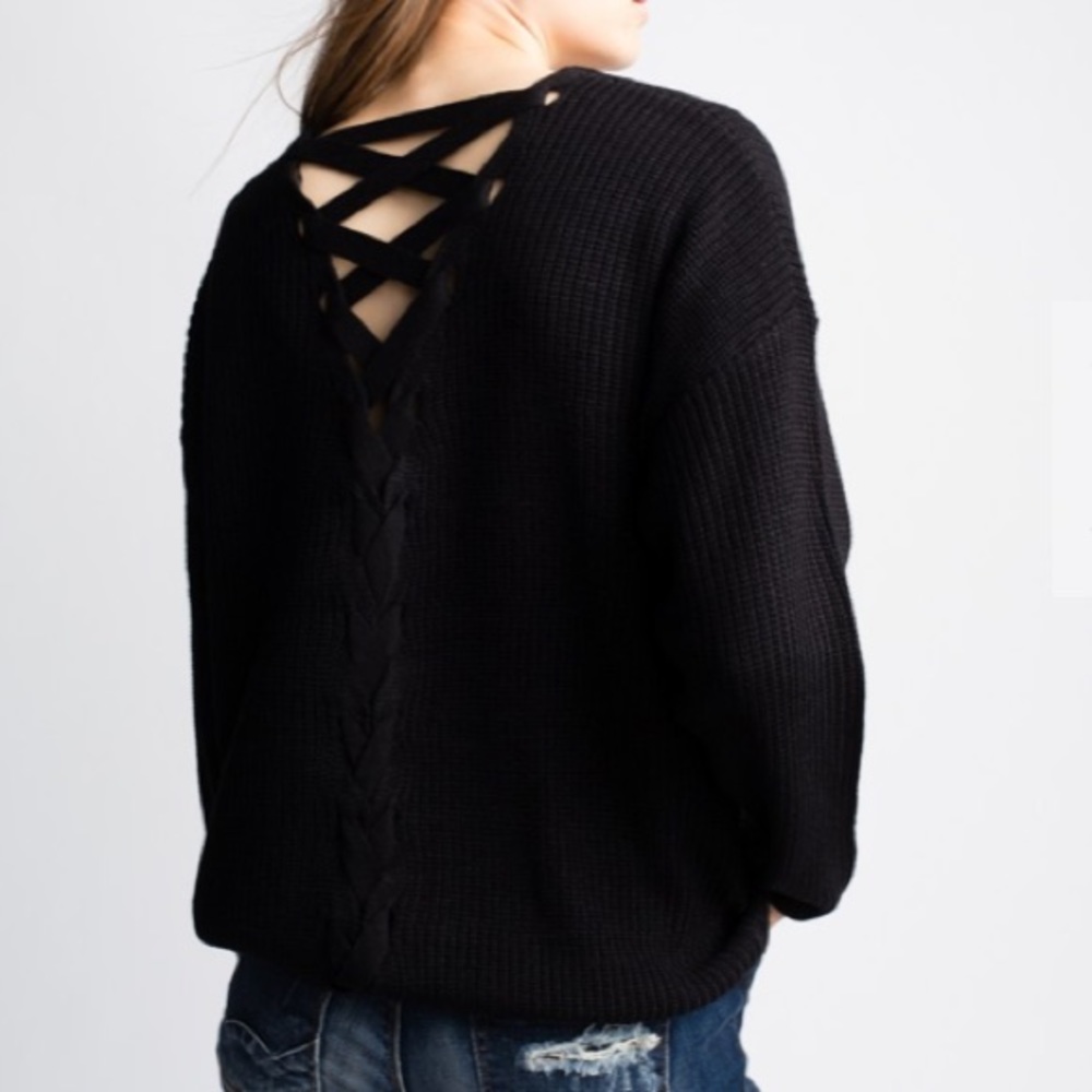 Willow & Clay Cable Knit Black Braided Backsweater - Gem